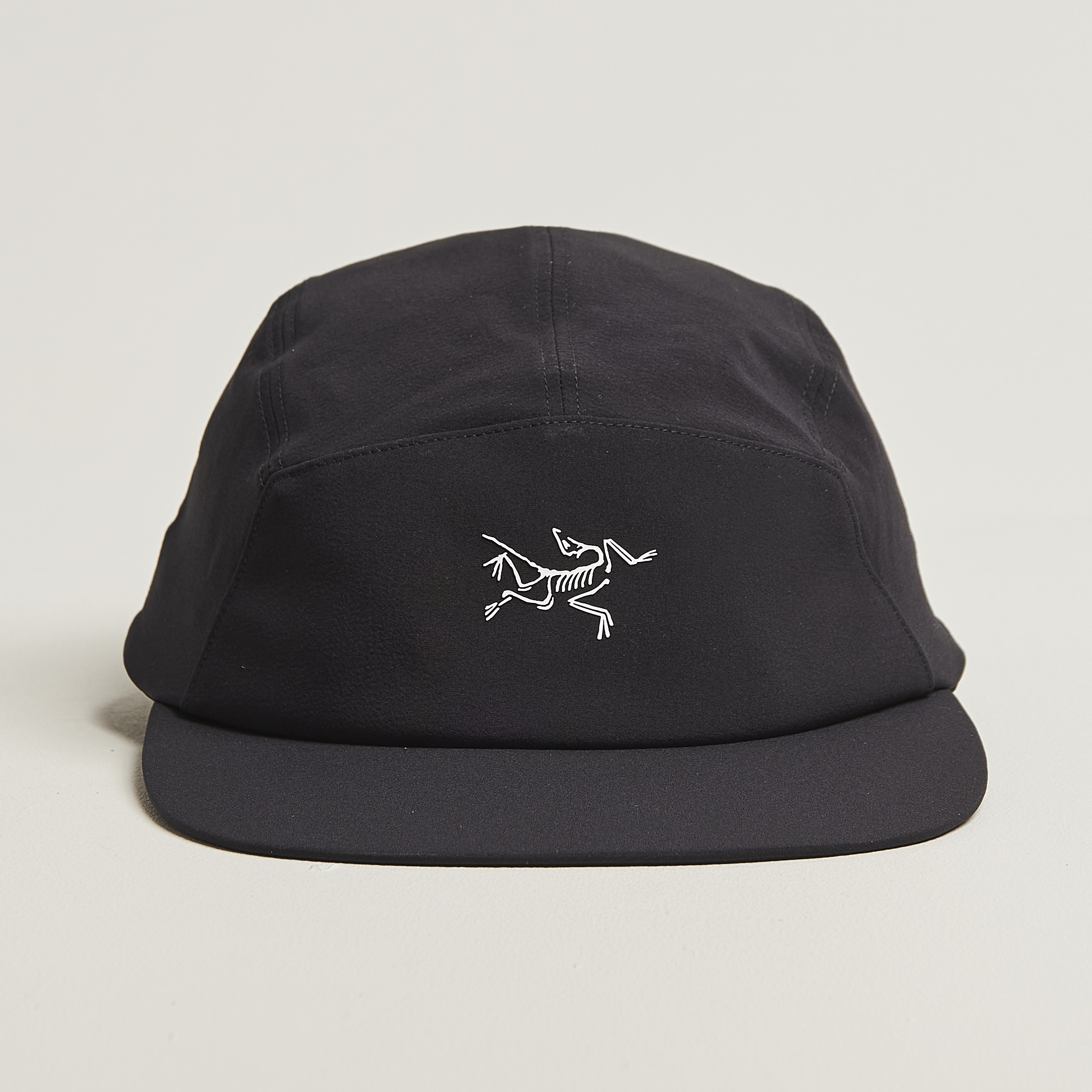 Arc'teryx Gamma 5 Panel Cap Black en CareOfCarl.es