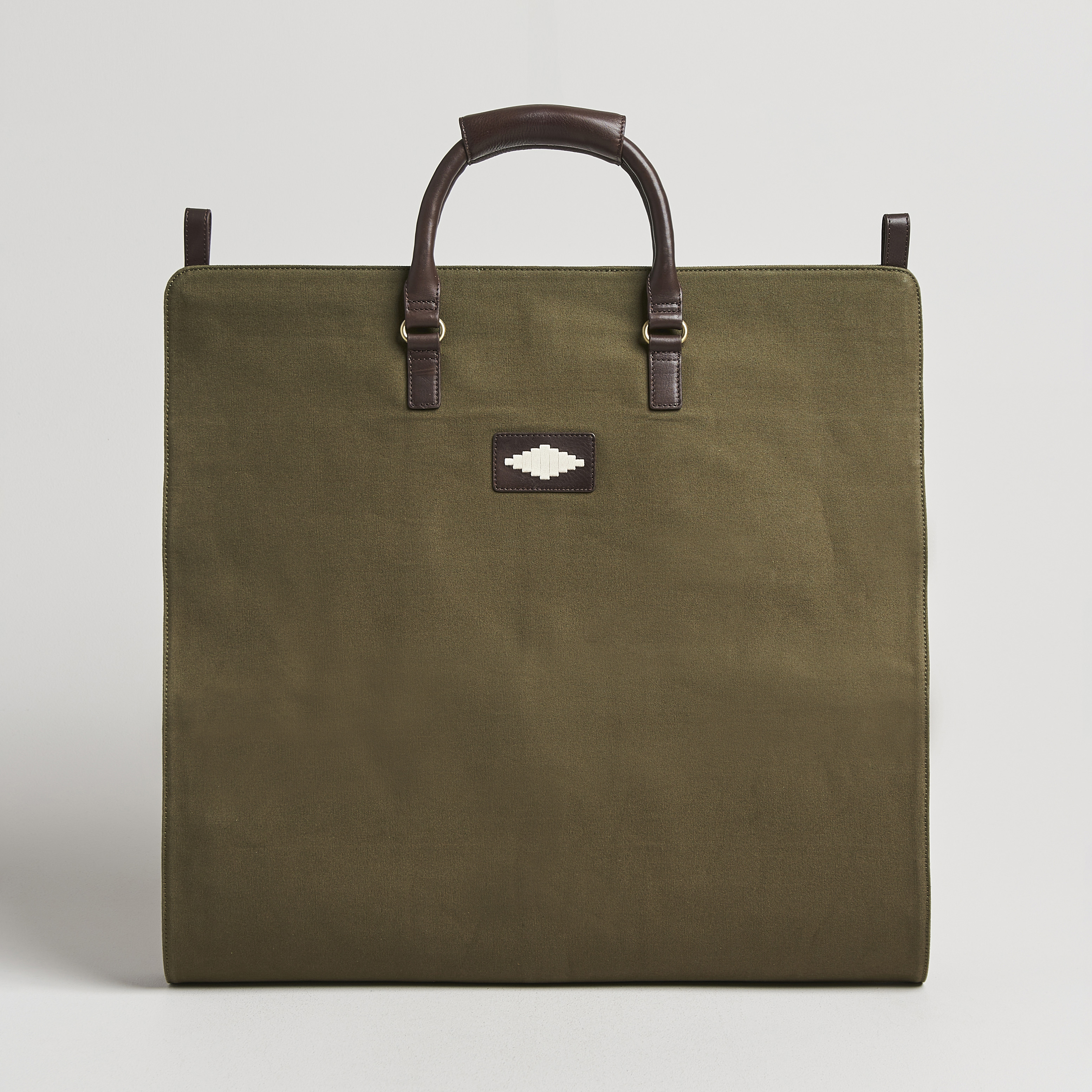 Pampeano Traje Canvas Suit Cover Forest en CareOfCarl.es